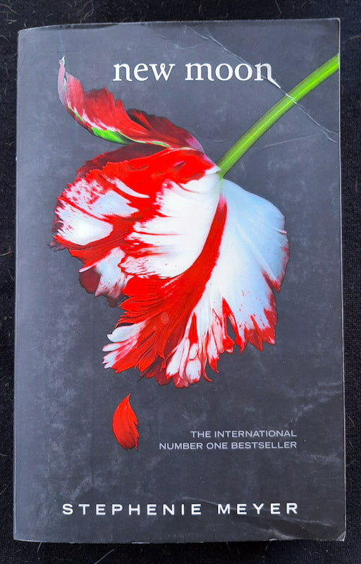 New Moon (The Twilight Saga #2) (Stephenie Meyer ) – Readmatter